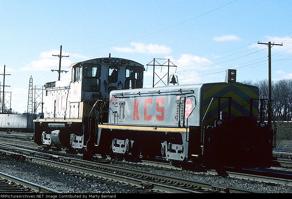 KCS ex-C&NW Yard Slug 4078 and 4348
